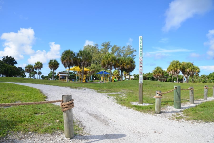 20190822_NorthJettyPlayground_003_SD | CleanPix